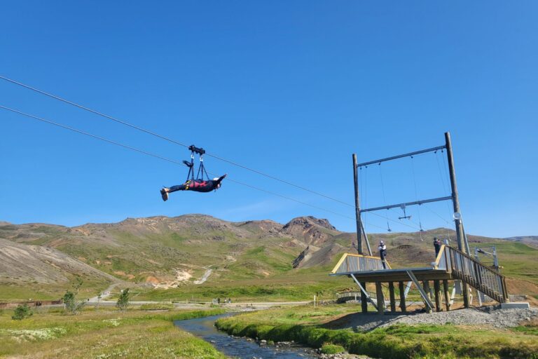 Mega Zipline: Free as a bird - Midgard Adventure